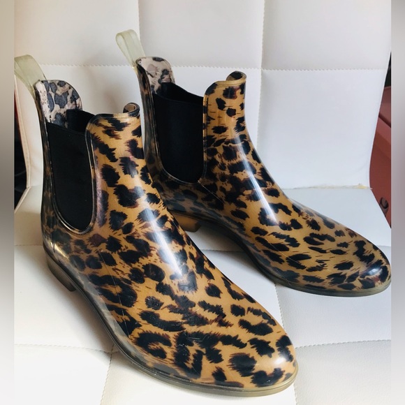 J. Crew | Shoes | Jcrew Chelsea Cheetah Print Rubber Boots | Poshmark